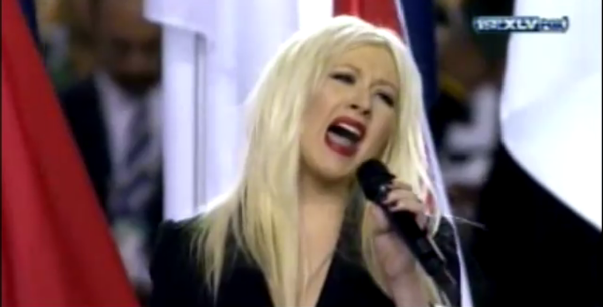 Christina Aguilera Wasnt The First One To Botch The National Anthem